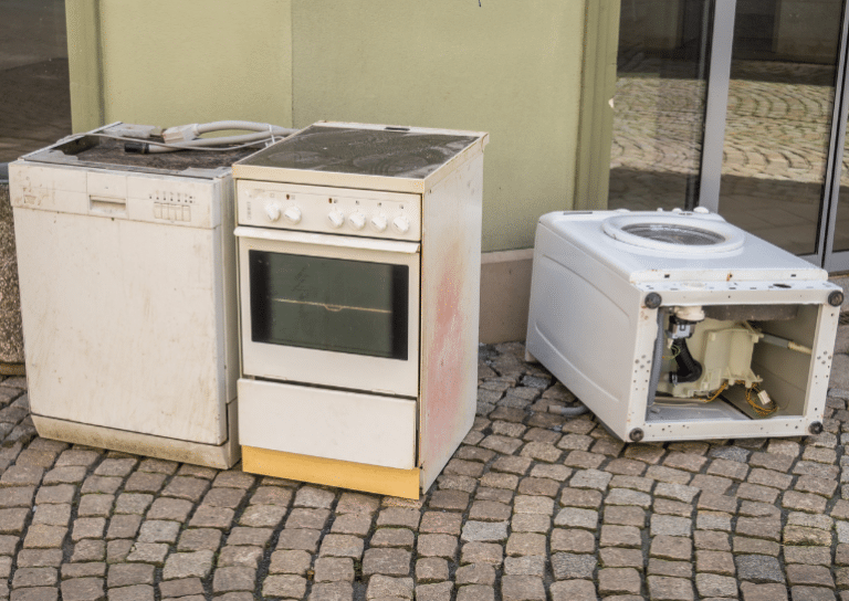 Dispose of electronic waste? We show you how.